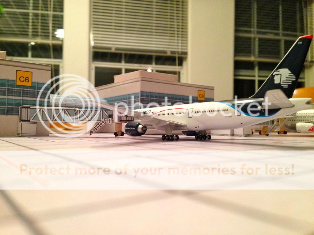 Model Airport: KCIA - Diecast Model Aircraft (DiMA)